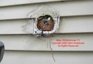 Repair An Outdoor Light Fixture